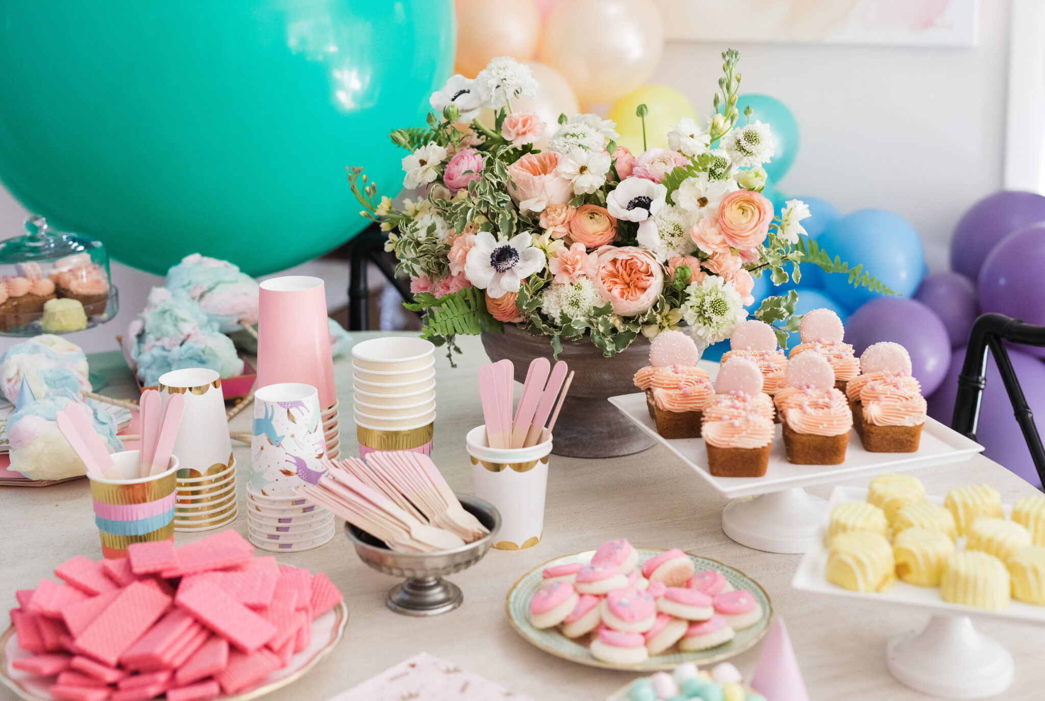 Pastel Party Favorites - party-pickup.com